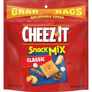 Cheez-It Snack Mix Classic, 6 oz. | Family Dollar