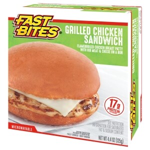 Fast Bites® Grilled Chicken Sandwich, 4.4 oz (Frozen) | Family Dollar