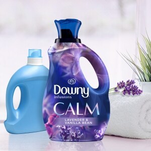 Downy Infusions Calm Lavender & Vanilla Bean Liquid Fabric Softener, 81 ...